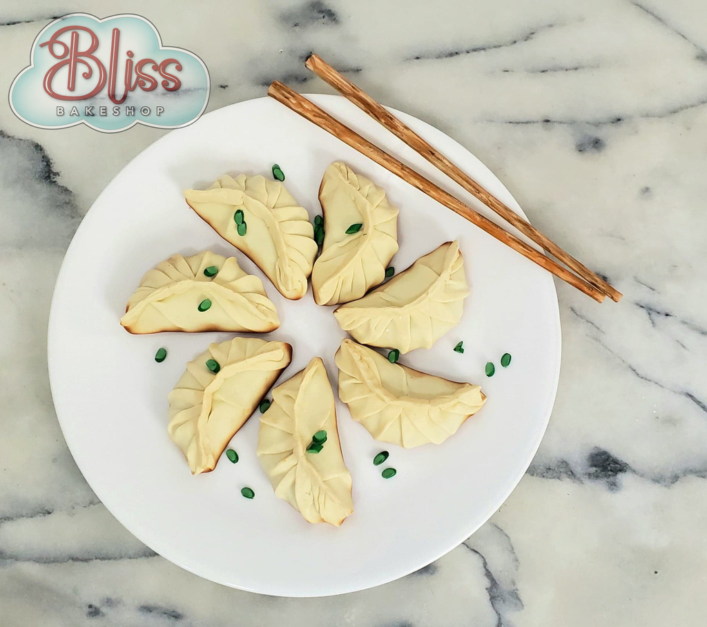 Sculpted Cakes – Bliss Bakeshop