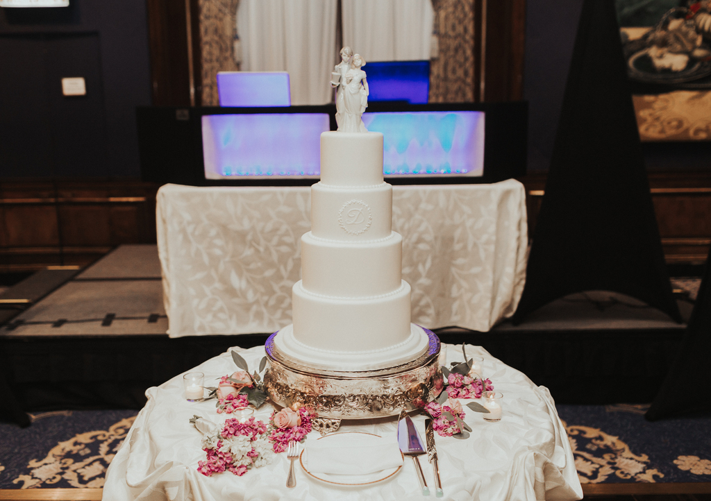 Custom Wedding Cakes – Bittersweet Pastry Shop