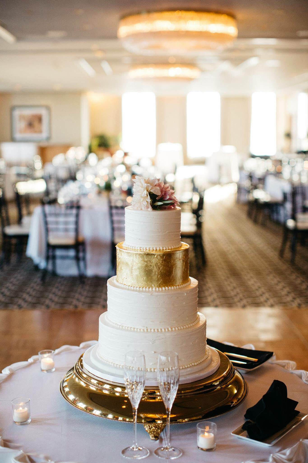 Custom Wedding Cakes – Bittersweet Pastry Shop